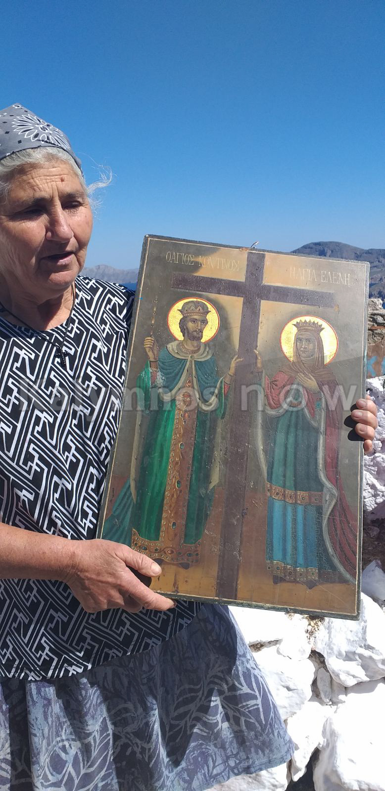 Γιόρτασε σήμερα το ξωκλήσι των Αγίων Κων/νου και Ελένης στην Τέλενδο
